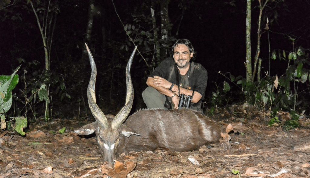 La caccia in Africa di Matteo Fabris. Doppio sitatunga con sorpresa ...